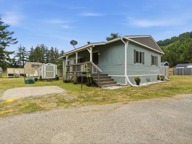 16400 US 101 N Unit M11, Klamath, CA 95543