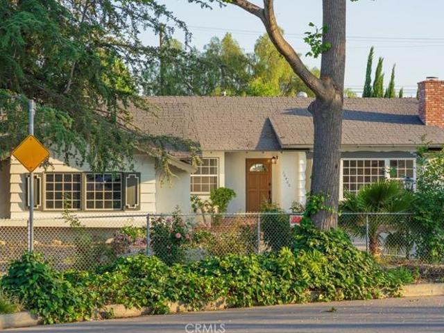 16400 Bahama St, North Hills, CA 91343