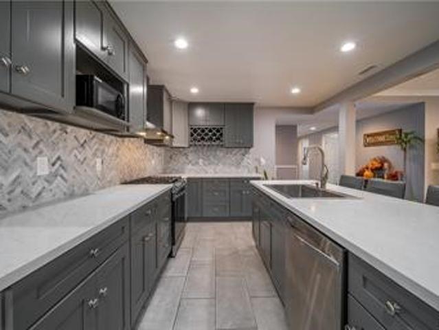 16401 Andiron
