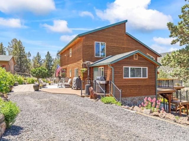 16401 SE Bobcat Ln, Prineville, OR 97754