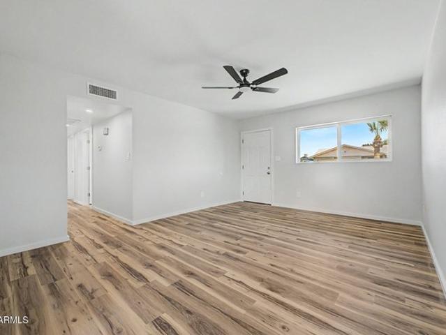 16406 N 50th Dr, Glendale, AZ 85306