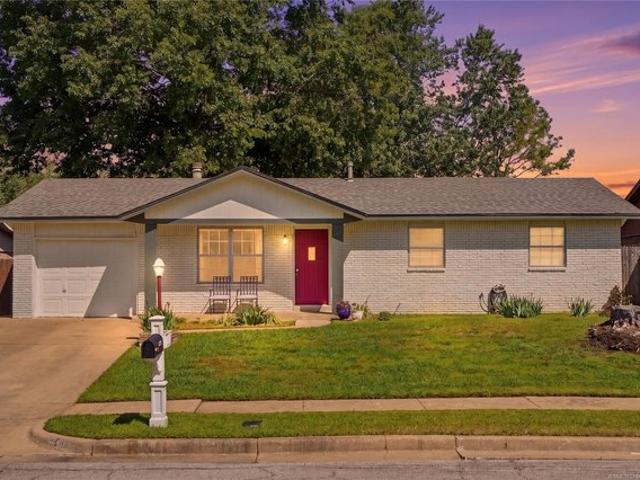 16409 E 1st St, Tulsa, OK 74108