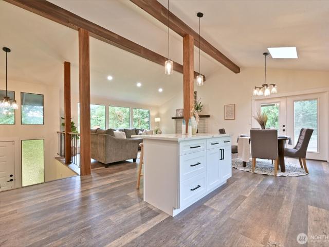 1640 NW Hidden Place