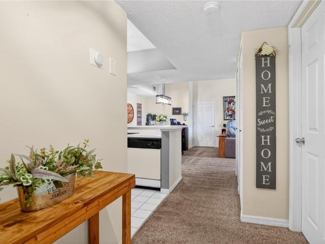 1640 N 42ND Cir, Unit 305, Vero Beach, FL 32967 | MLS #295829