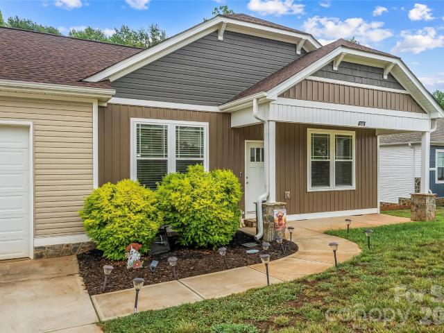 1640 Farmington Hills Drive