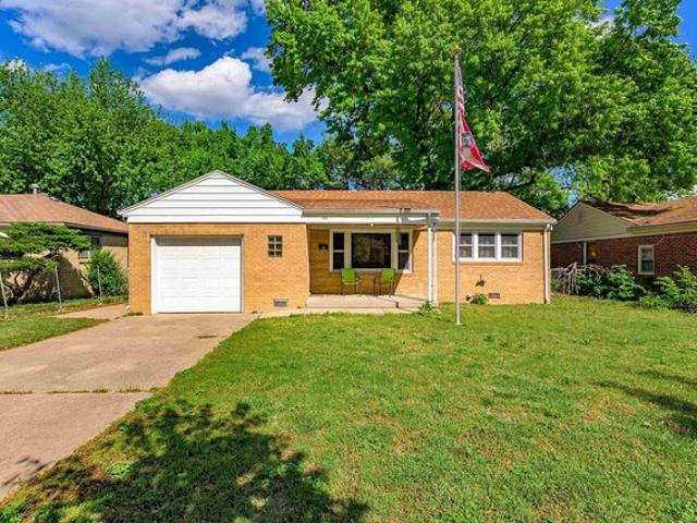1640 S Lexington Rd, Wichita, KS 67218