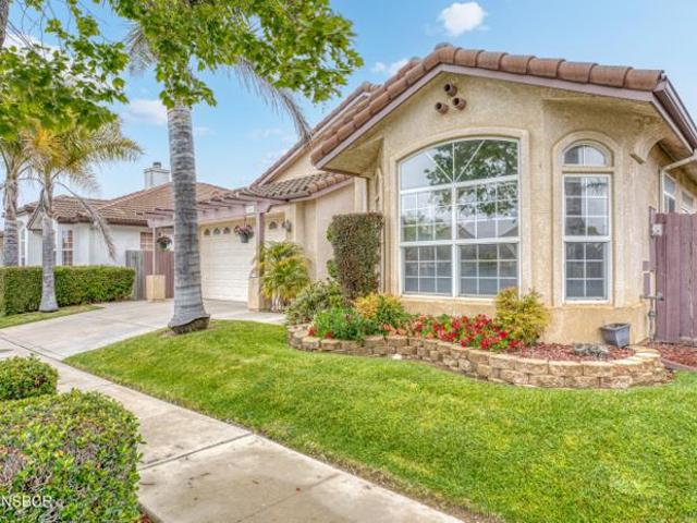 1640 Santillan Ave, Santa Maria, CA 93458