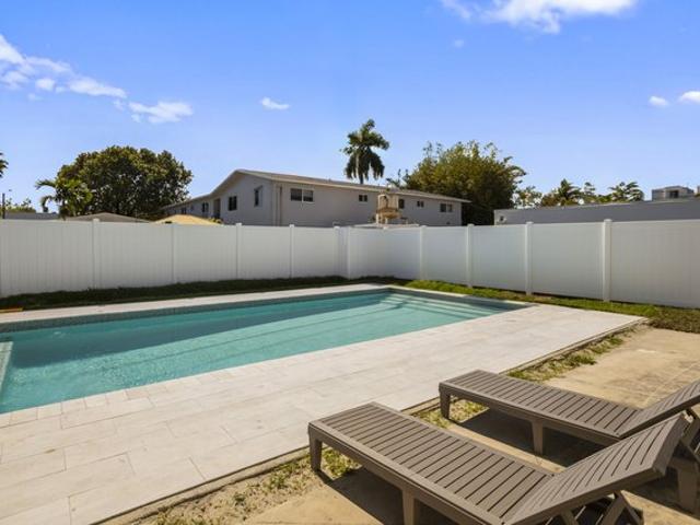 1640 Washinghton St, Hollywood, FL 33020