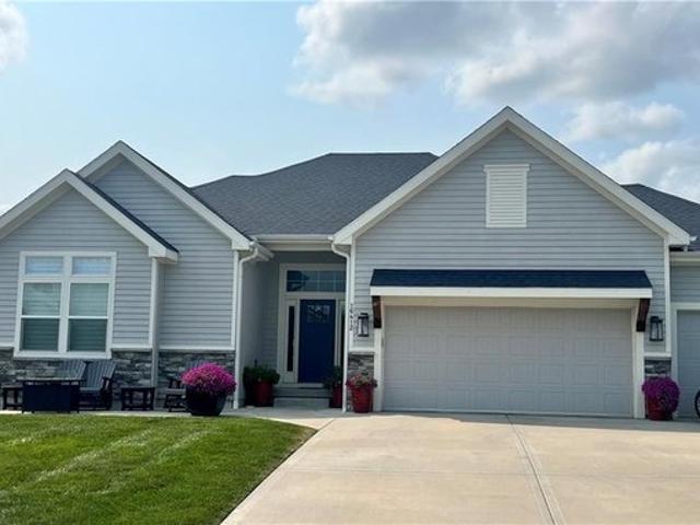 16412 Mustang St, Gardner, KS 66030