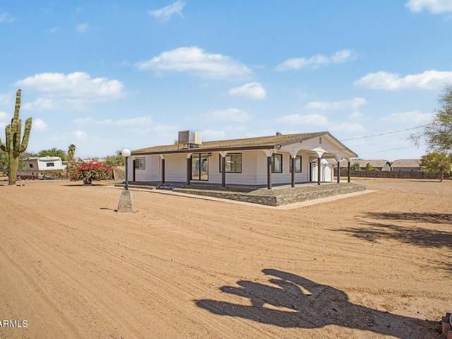 1641 N Plaza Dr, Apache Junction, AZ 85120