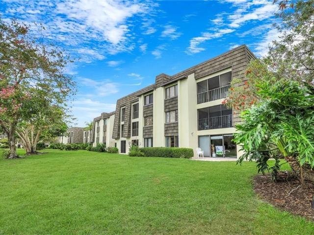 1641 Spoonbill Ln, Unit 1641B, Naples, FL 34105 | MLS #226012 | Compass
