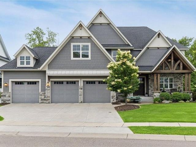 1641 th Ave N, Plymouth, MN 55446