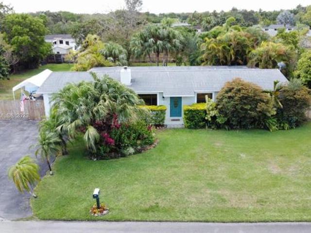 16420 292nd St SW, Homestead, FL 33033