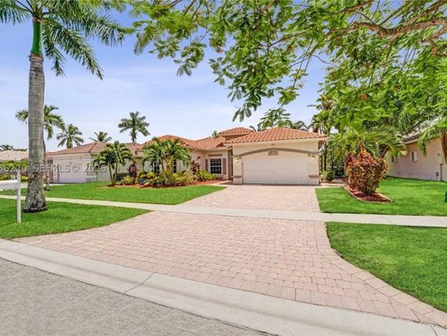 16428 NW 14th St, Pembroke Pines, FL 33028
