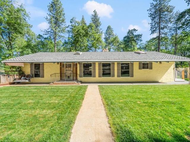 16429 Glenbrae Ln, Meadow Vista, CA 95722
