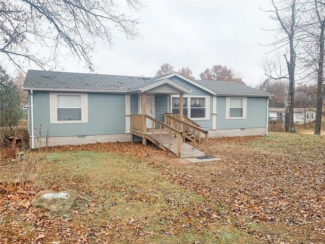 16429 Palm Way Ct, Brighton, IL 62012