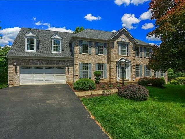 1642 Oakleaf Ln, Pittsburgh, PA 15237