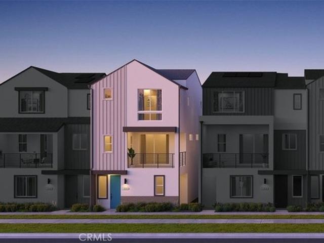 1642 Coral Sea Ln, San Pedro, CA 90732