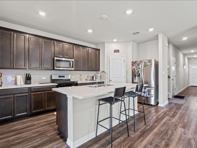 1642 Homestead Farms Dr, Round Rock, TX 78665 | MLS #9556 | Compass