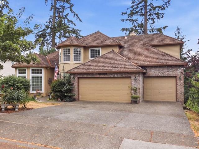 16431 SW Timberland Dr, Beaverton, OR 97007