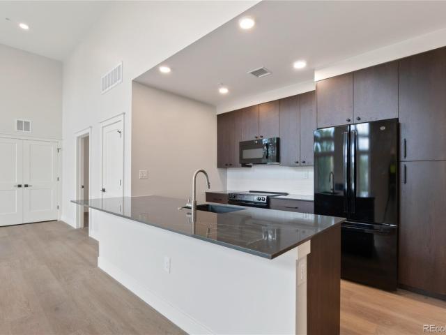 1643 Boulder Street # 206