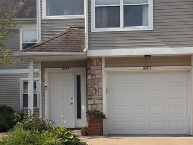 1643 Coburn Dr, Ann Arbor, MI 48108