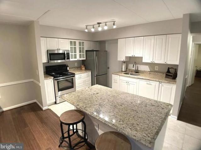 1643 Kenwood Ave #C Alexandria, VA 22302