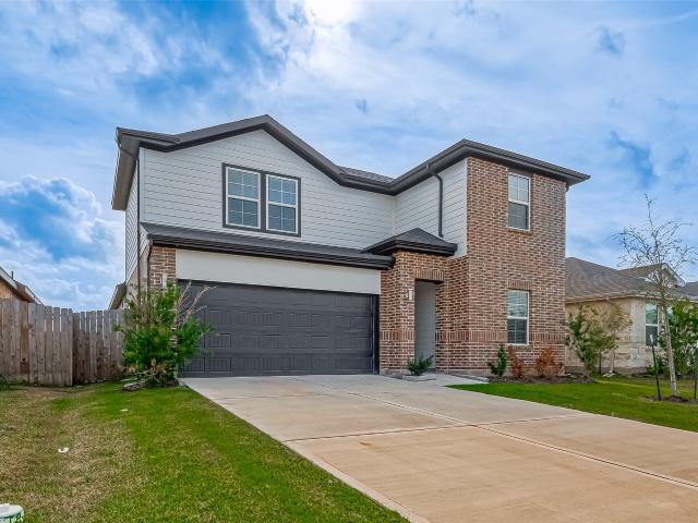 1643 Solana Dr, Fresno, TX 77545 | MLS #58619 | Compass