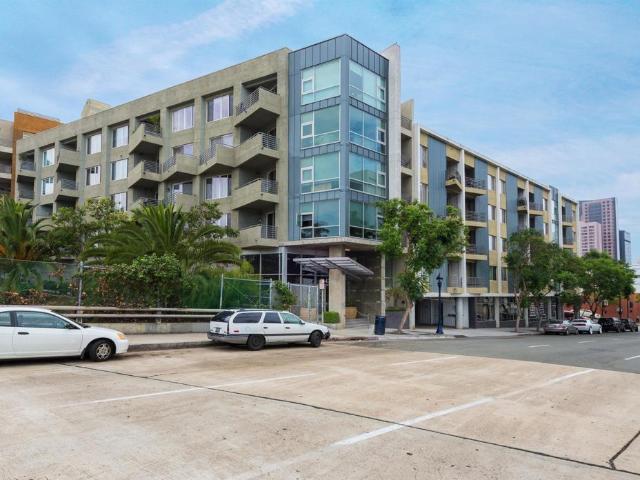 1643 6Th Avenue 106