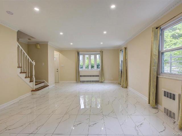 164 3 th Road
