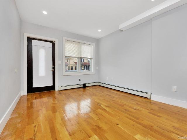 164 15 th Road