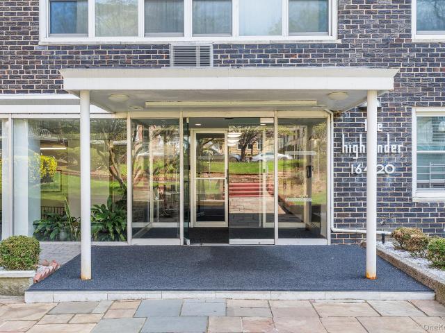 164 20 Highland Avenue, Unit 7S