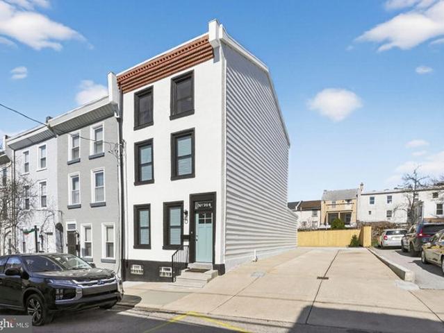 164 66 East St, Philadelphia, PA 19127