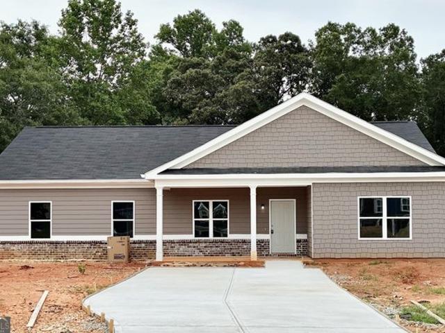 164 Charlotte Dr, Statham, GA 30666