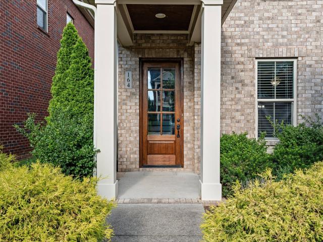 164 Ashcrest Pt