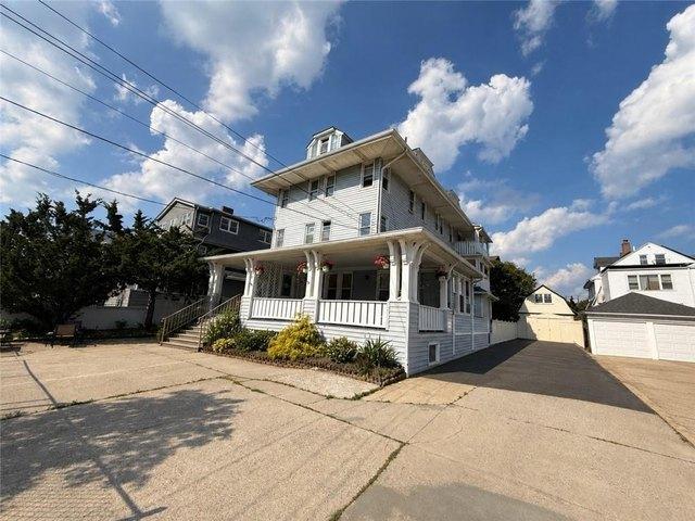 164 Beach 122nd St Apt 2B, Rockaway Park, NY 11694