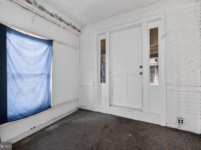 164 Blackburn Avenue