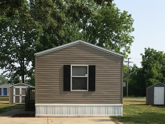 164 Brookside Mnr, Goshen, IN 46526