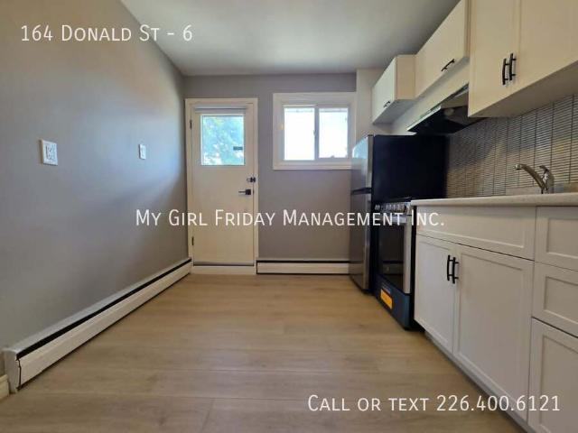 164 Donald St 6 | $1495 | 1 bed, 1 full bath