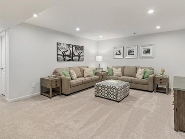 164 Dana Dr, Sewickley, PA 15143