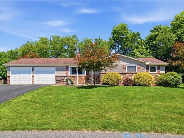164 Heather Dr, Butler, PA 16001