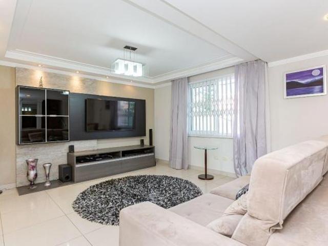 164 m² averbados, móveis planejados, estuda permuta 50%