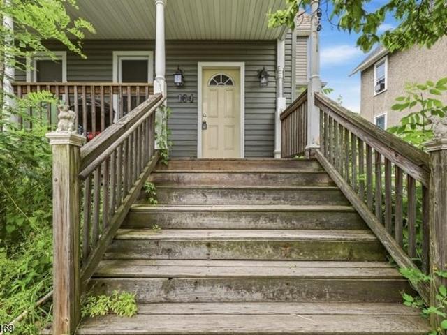 164 Main St, Newton, NJ 07860