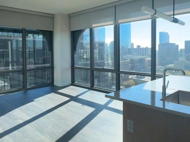 164 N Peoria St, Unit 1106, Chicago, IL 60607 | MLS #12594 | Compass