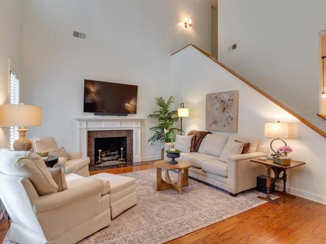 164 s reese st