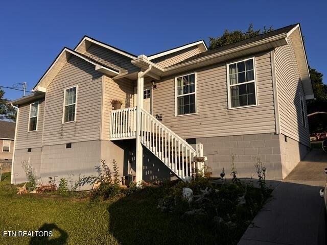 164 Sandy Cir, La Follette, TN 37766