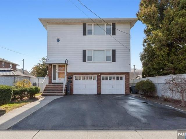 164 Page St, Elmwood Park, NJ 07407