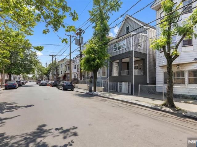164 Parker Street