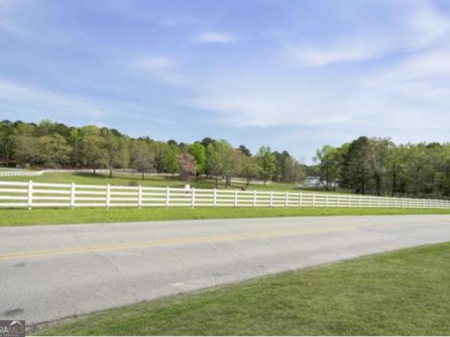 164 Reynolds Dr, Eatonton, GA 31024 | MLS #10718 | Compass