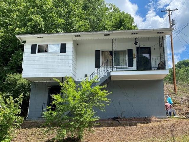 164, Red Jacket, WV 25692
